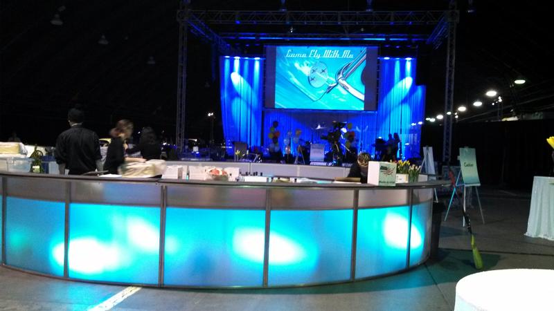 Lighted Panel Curved Bar | Event Banquet Wedding Party | Ultimate Events